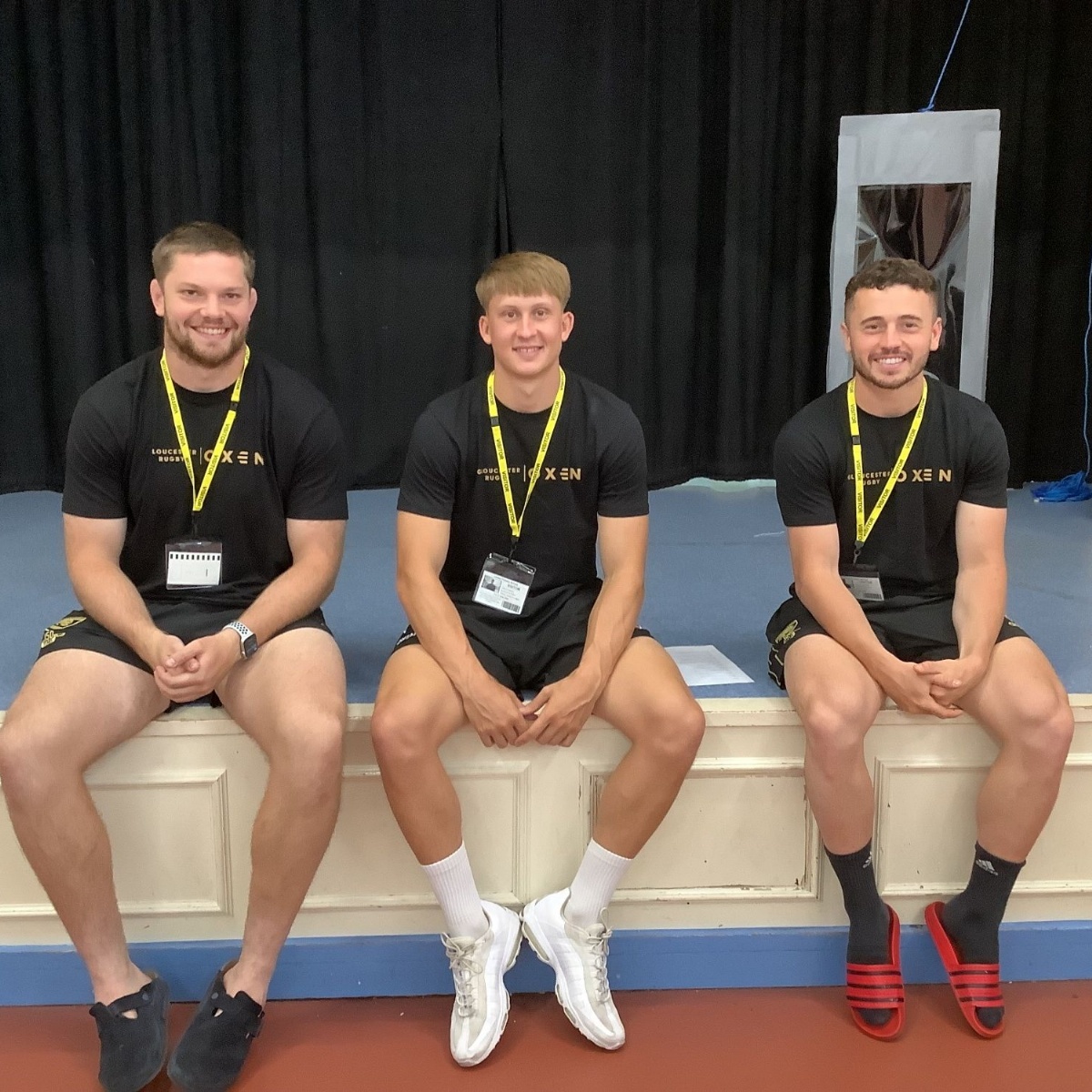 Linden Primary School - Gloucester Rugby visit Linden!